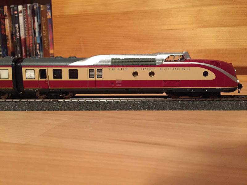 RE: Märklins neuer VT 11.5 (37604) - 3